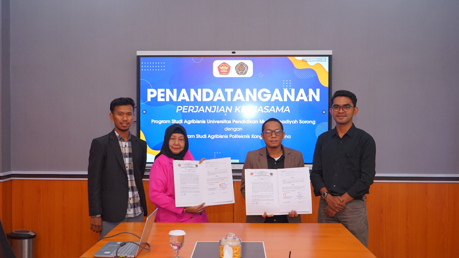 FAKULTAS EKONOMI BISNIS DAN HUMANIORA (FEBIRA) DAN POLITEKNIK LENGGURU ...
